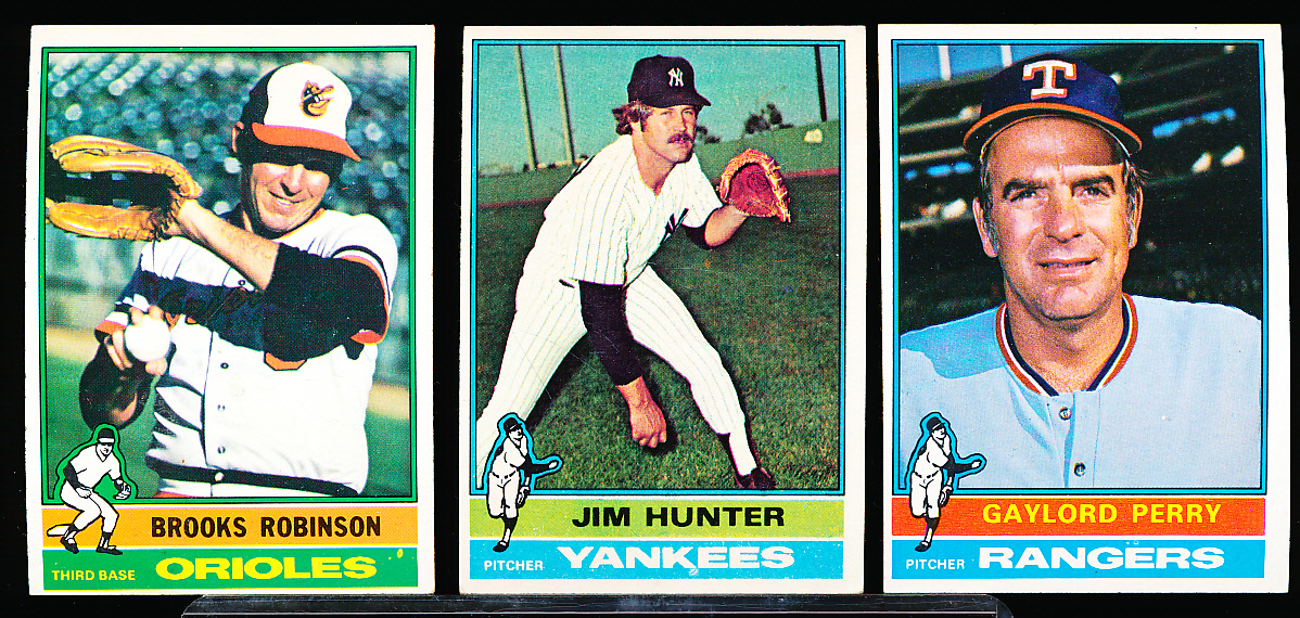 Lot Detail - 1976 Topps Bsbl.- 50 Diff. Cards Lot Detail - 1976 Topps Bsbl.- 50 Diff. Cards